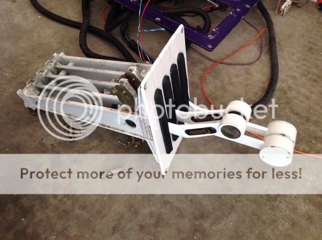 Fountain complete dash with gaffrig controls gps speedo ands with panel ...